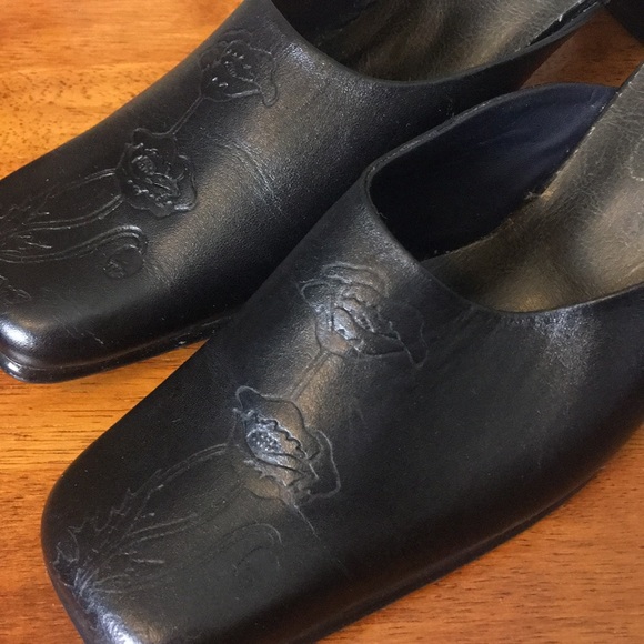 vinagico | Shoes | Vinagico Black Leather Poppy Tooled Clogs | Poshmark